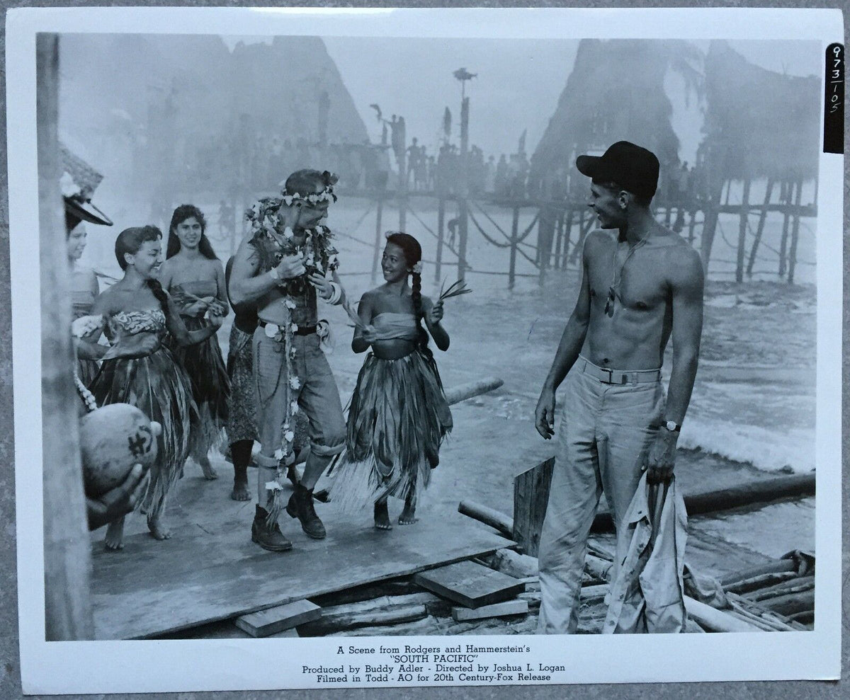SOUTH PACIFIC Joshua Logan ROSSANO BRAZZI Mitzi Gaynor Original Photo – CINEAD